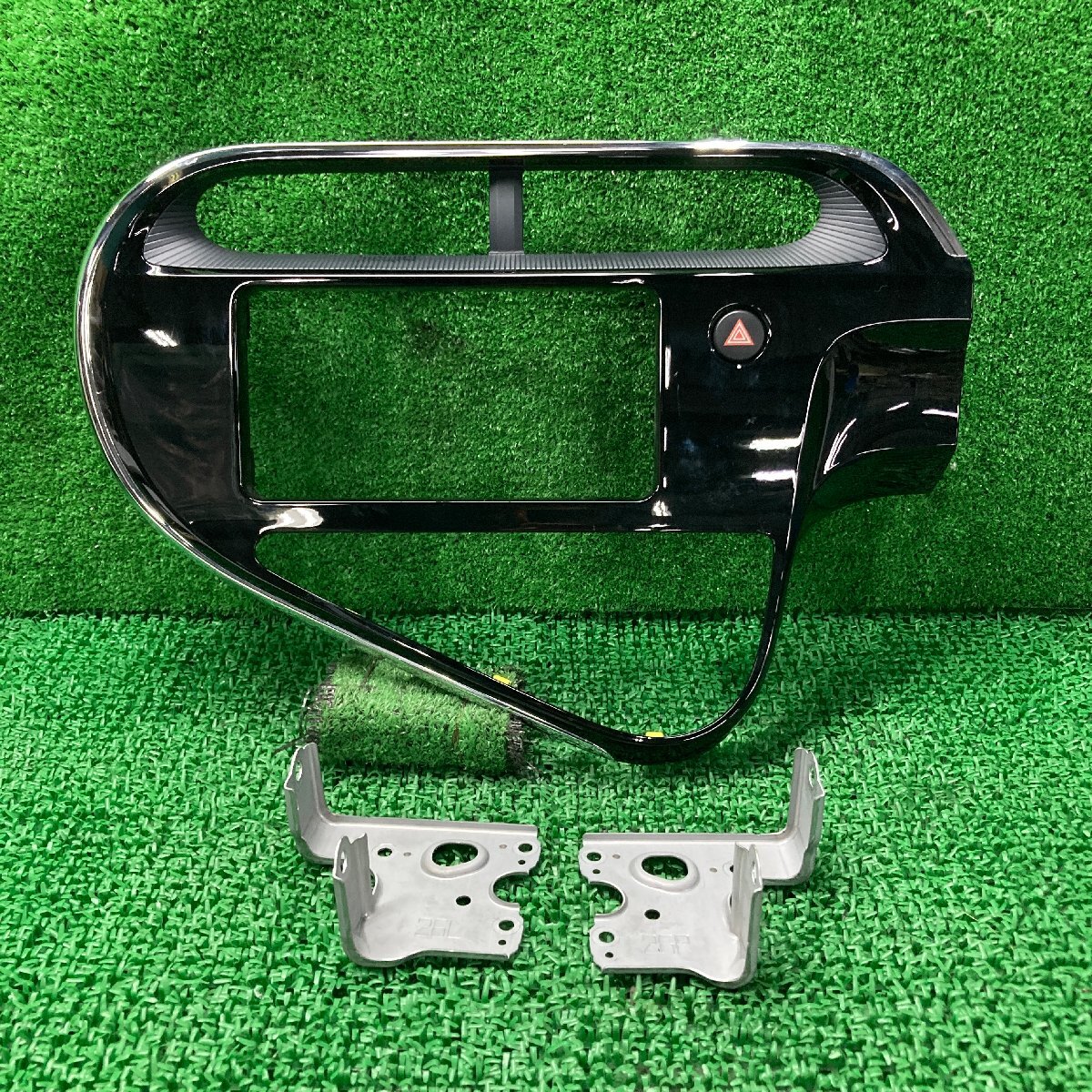 Yahoo!オークション - アクア S NHP10 オーディオパネル ブラケット付...