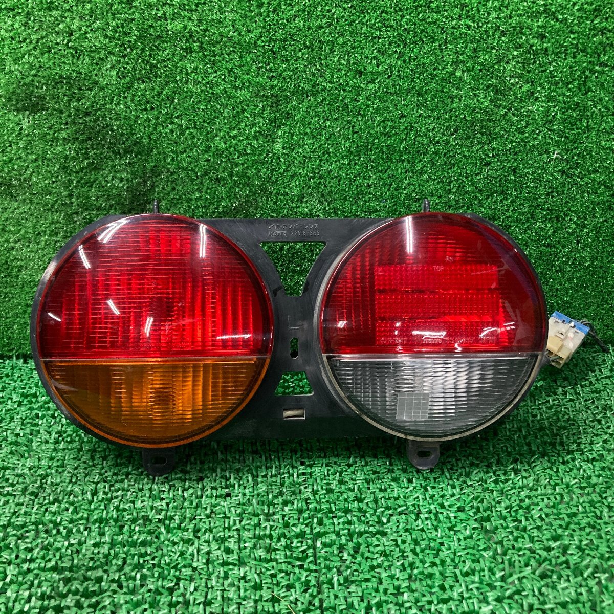 Yahoo!オークション - タウンボックス U61W RX 左 テールランプ テー...