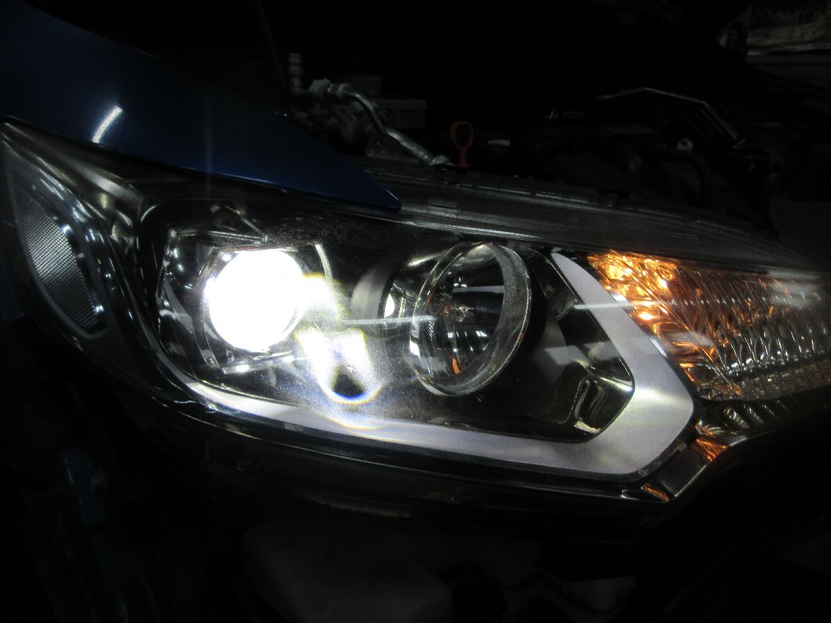 Yahoo!オークション - フィット GP5 Lパッケージ 右 ヘッドランプ ヘ...