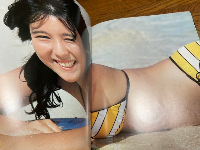 Yahoo!オークション - 伊藤美紀写真集「初版 MIKI ITO 可愛さ満開」