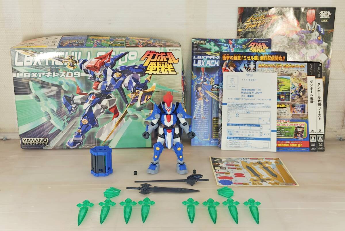 Yahoo!オークション - LBX アキレス D9 完成品 箱 説 シール キャンペ...