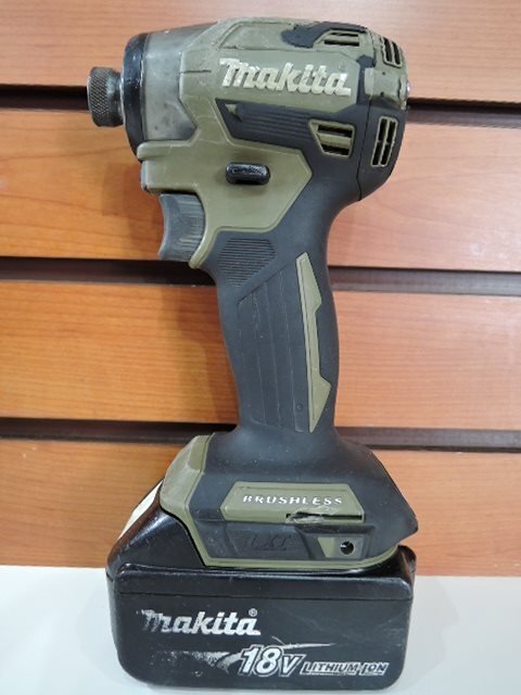 マキタ 全周リング発光LED 6.0Ah 18V 充電式インパクトドライバ TD173D 限定色 オリーブ 本体+バッテリーのみ 通電確認済/使用感のある(本体)｜売買されたオークション情報 ...