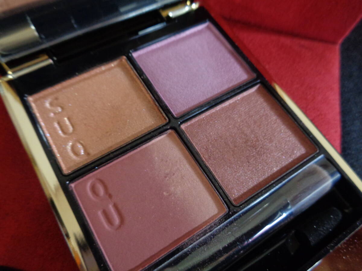 Yahoo!オークション - 100円～【極美品】SUQQU スック シグニチャー ...