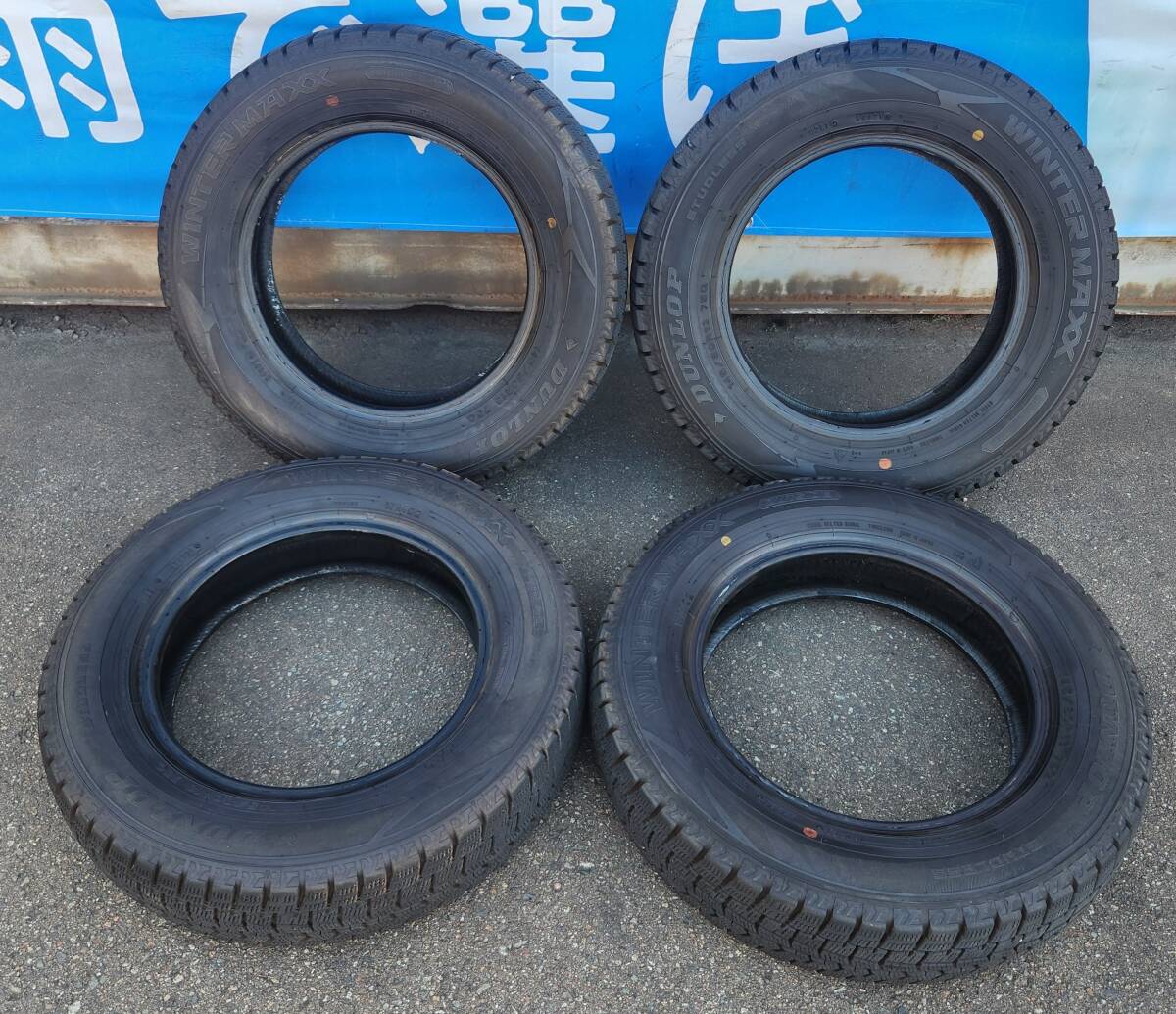 Yahoo!オークション - T24-0043 中古 スノータイヤ/スタッドレスタイヤ...