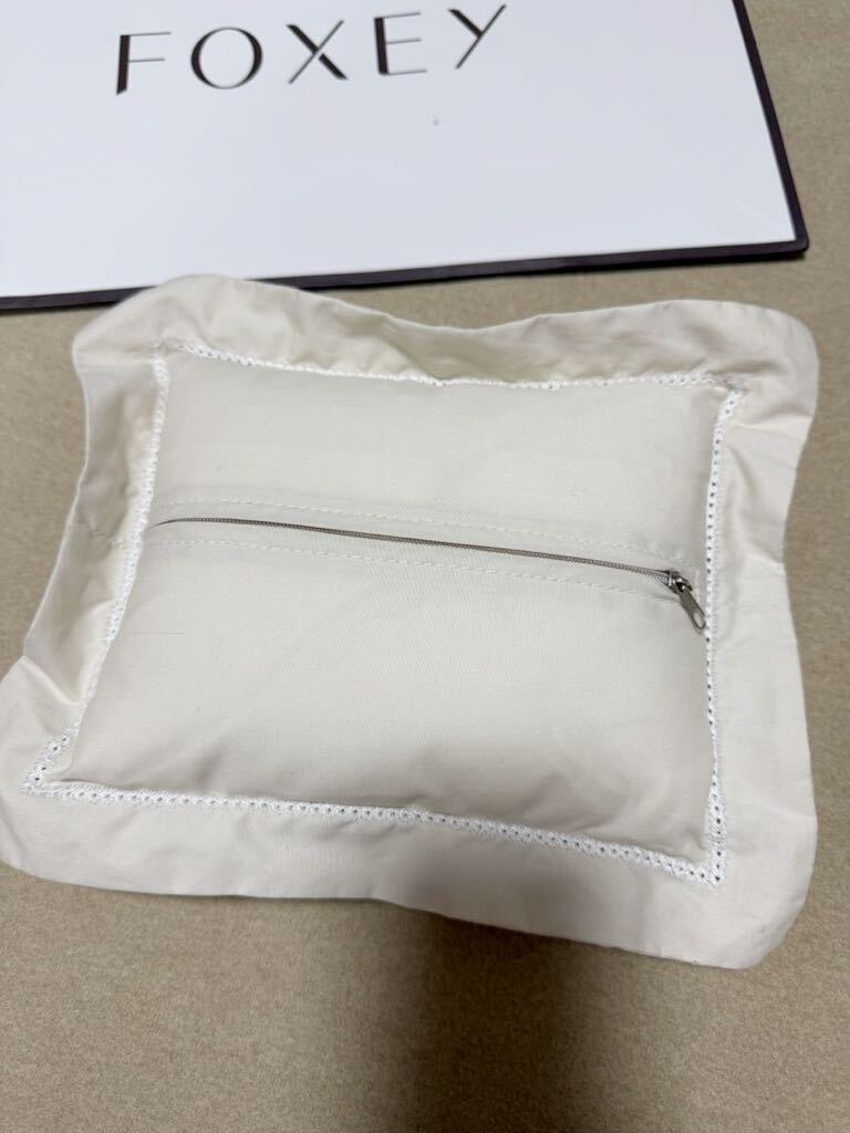 Yahoo!オークション - 11 FOXEY フォクシー クッション ノベルティ