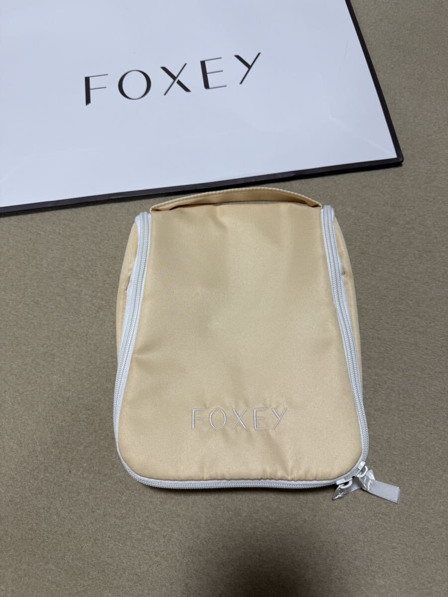 Yahoo!オークション - 12 FOXEY フォクシー ポーチ ノベルティ