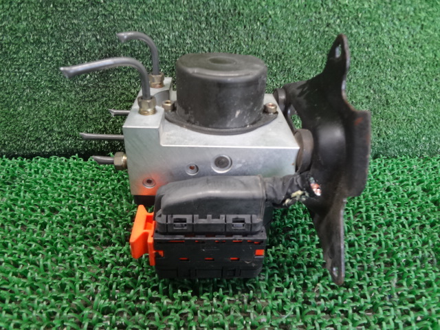 Yahoo!オークション - 3FJ6078 PM5)) スズキ ジムニー JB23W 前期型 4...