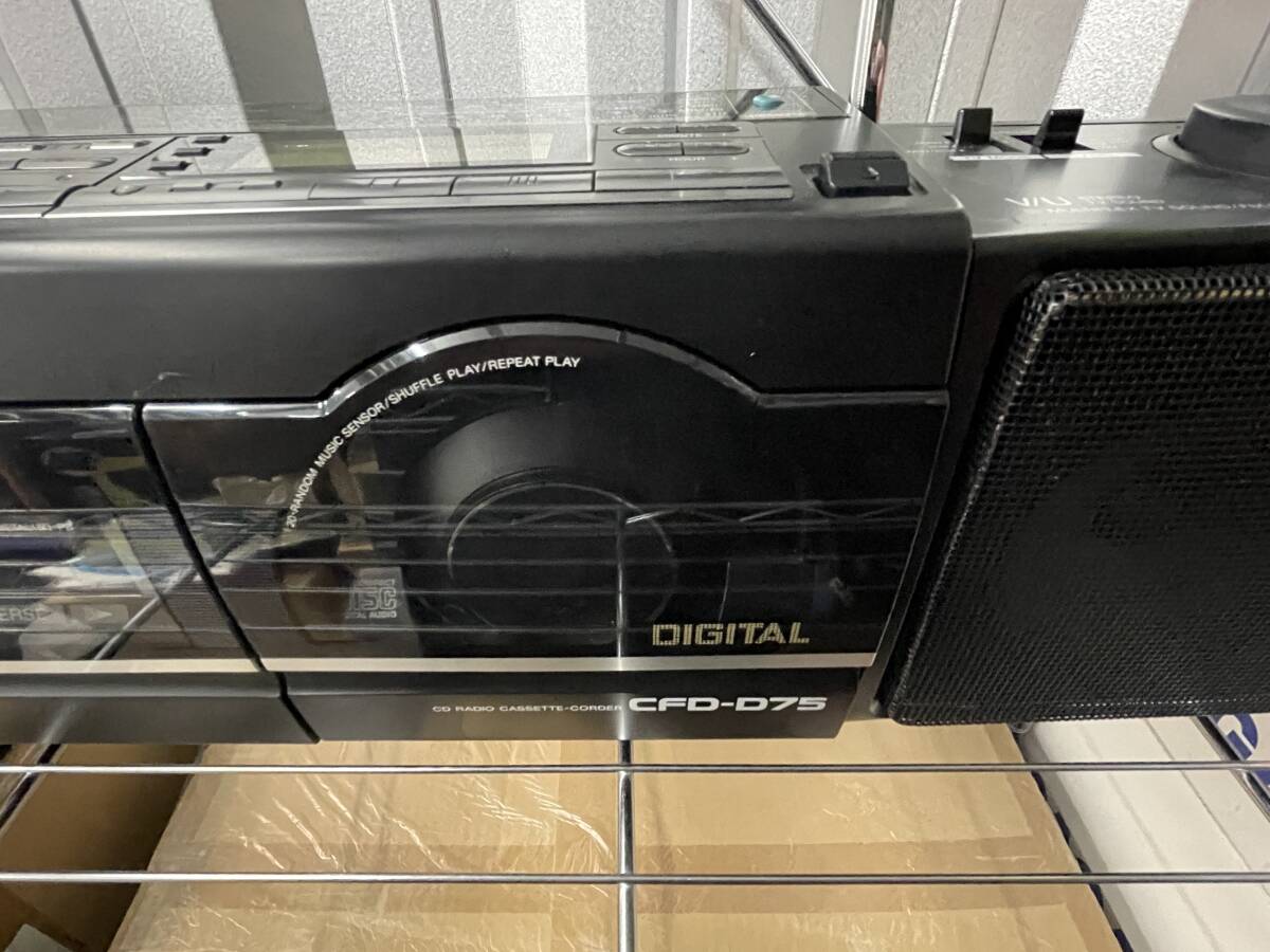 Yahoo!オークション - 美品 SONY ソニー CD ラジカセ DoDeCaHORN CFD-D...