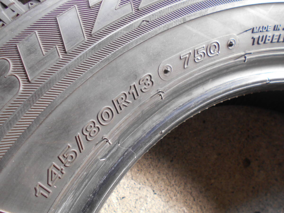 Yahoo!オークション - M157 145/80R13 145/80-13 145-80-13 中古4本 BL...