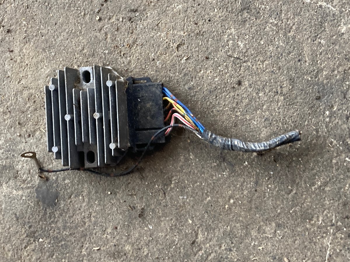 Yahoo!オークション - 【滋賀発】 コンバイン ヰセキ HA16 ダイナモ レ...