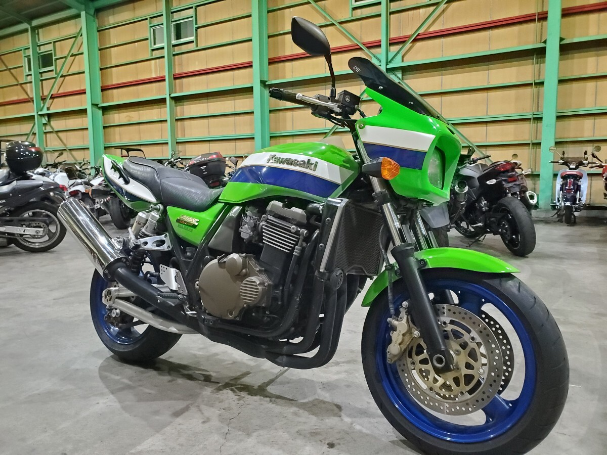格安 ZRX1200R ZRT20A セル始動 59534km ローソン 平成13年式 ZRX1200(751cc以上)｜売買されたオークション情報、yahooの商品情報をアーカイブ公開 ...