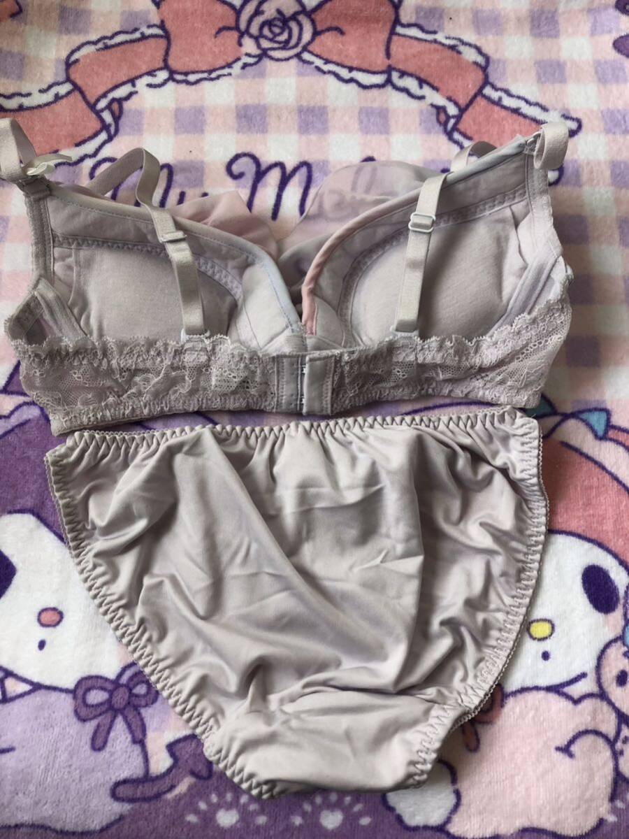 Yahoo!オークション - エメフィール aimerfeel B70ブラジャー Mショー...