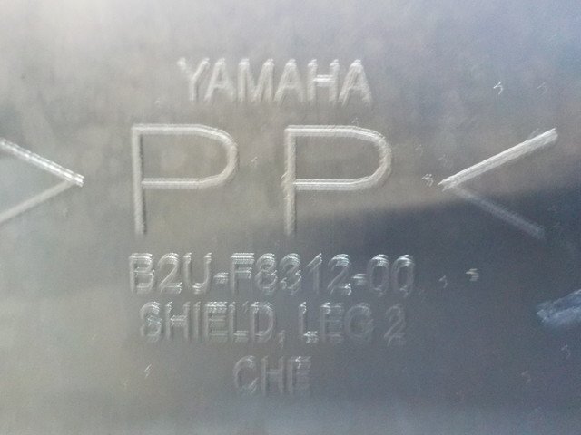 Yahoo!オークション - d321 （21）純正 ヤマハ RAY-ZR125Fi レッグシー...