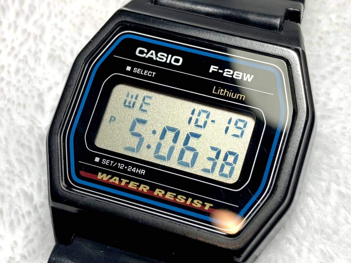 Yahoo!オークション - CASIO デジタル 腕時計 F-28W 黒 ブラック 稼動 ...