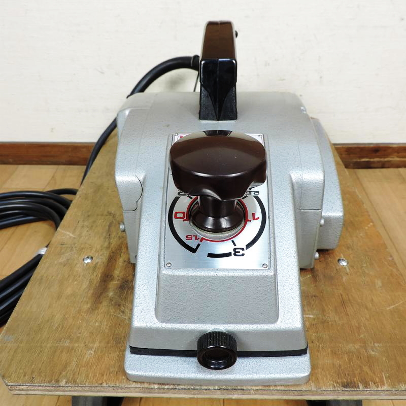 Yahoo!オークション - makita マキタ電機製作所 2スピードカンナ 1804N...