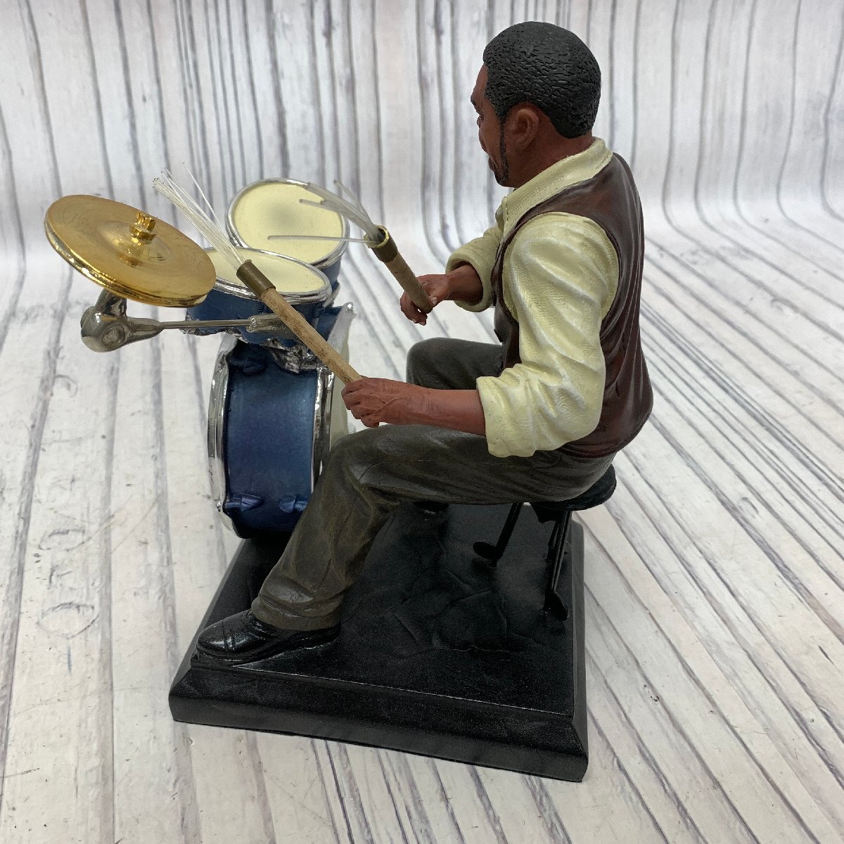 Yahoo!オークション - s001 A2 JAZZ 黒人ドラマー 置物 ジャズ ドラム ...