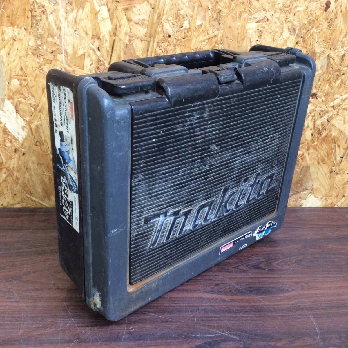 Yahoo!オークション - 【H-2762】中古品 makita マキタ 充電式インパク...