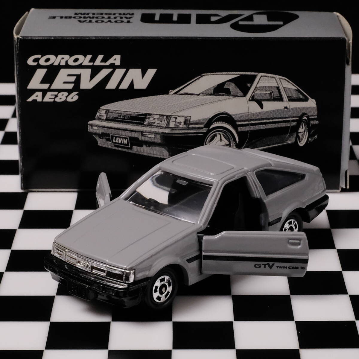 Yahoo!オークション - トミカ トヨタ カローラレビン AE86 灰 TAM トヨ...