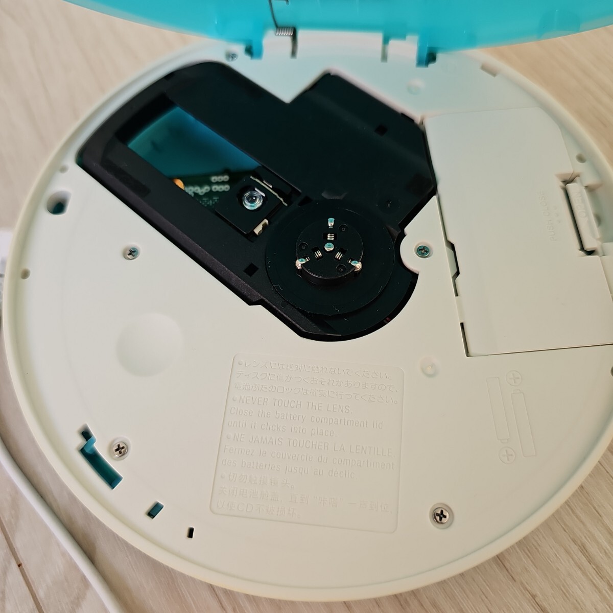 Yahoo!オークション - 【ジャンク】SONY CDウォークマン D-EJ002 ブル...