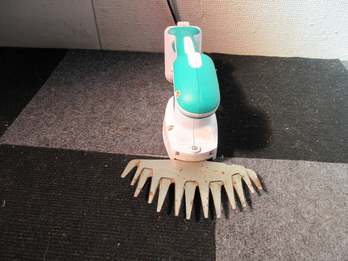 Yahoo!オークション - 棚4・A200019 10.8V 充電式 芝生 バリカン GLB-1...