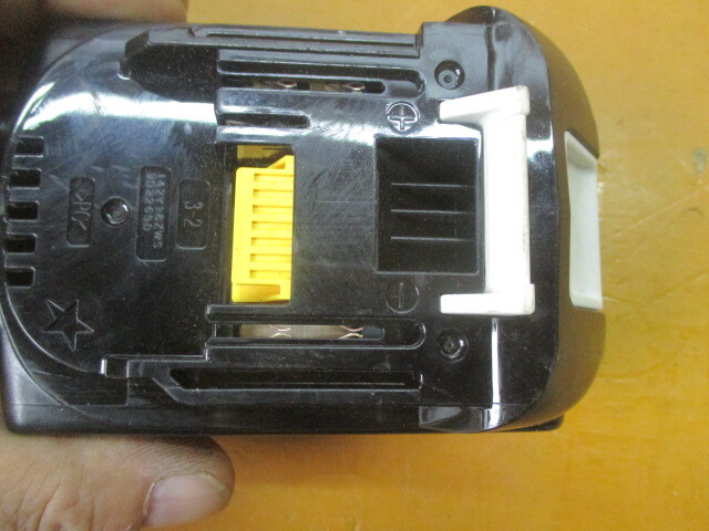 Yahoo!オークション - k4144 マキタ BL1830 18V