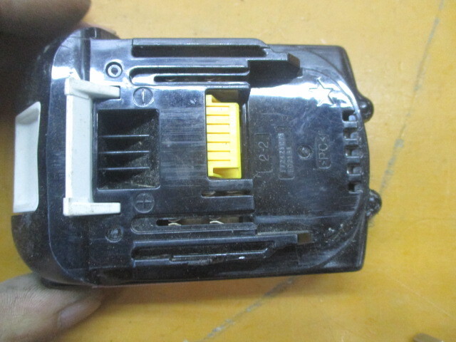 Yahoo!オークション - k4196 マキタ BL1820B 18V