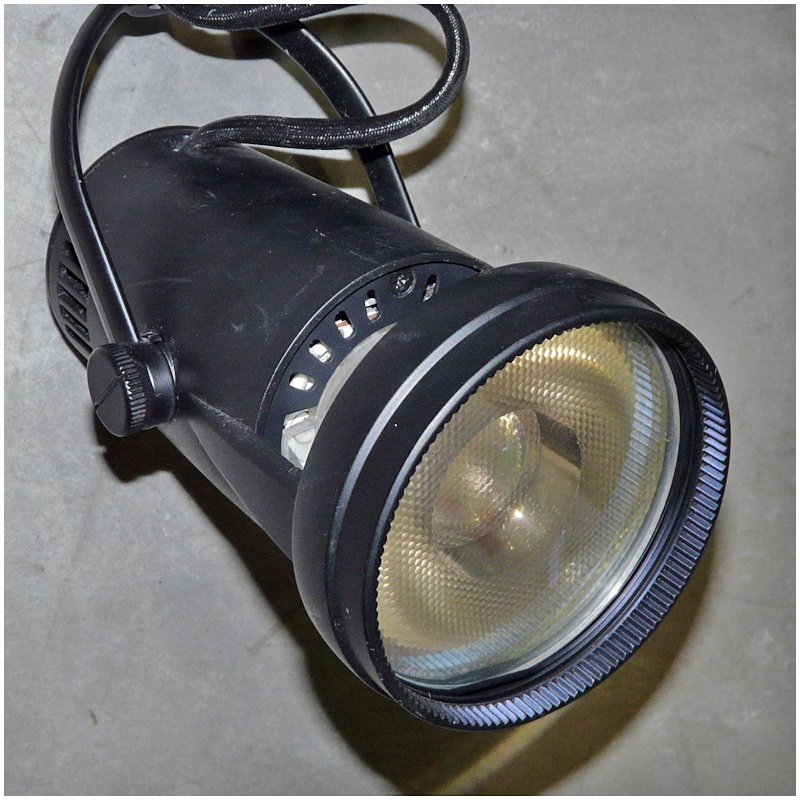 Yahoo!オークション - 【福岡】 岡村電産/エコ之助LED40W (OED-4/W40)