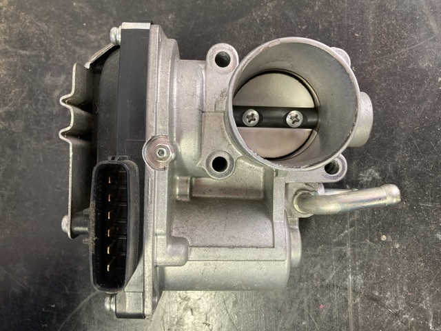 Yahoo!オークション - スロットル ボディ ミラージュ A03A ミツビシ 3A...