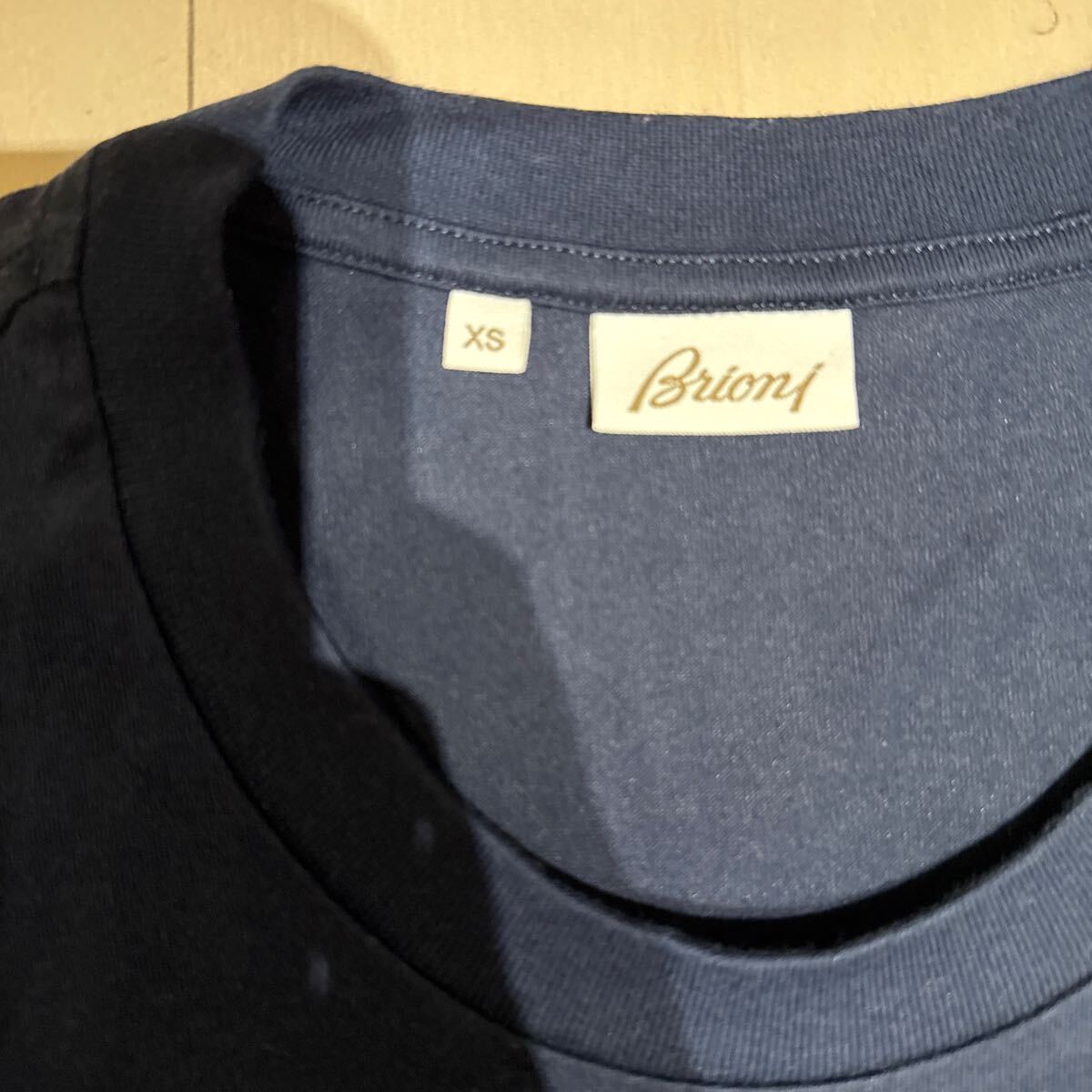 Yahoo!オークション - Brioni ブリオーニ ネイビー 半袖 ポケットTシャ...