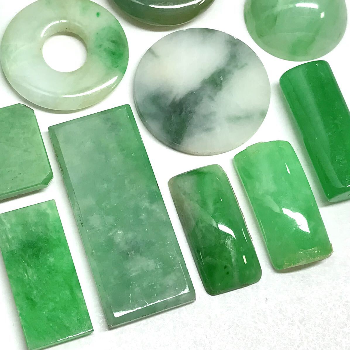 Yahoo!オークション - 変形 (天然本翡翠おまとめ101.5ct)o ルース 裸石...