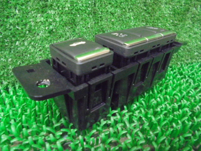 Yahoo!オークション - 7FJ8047 AFJ61)) 日産 フーガ Y51 前期型 250GT ...