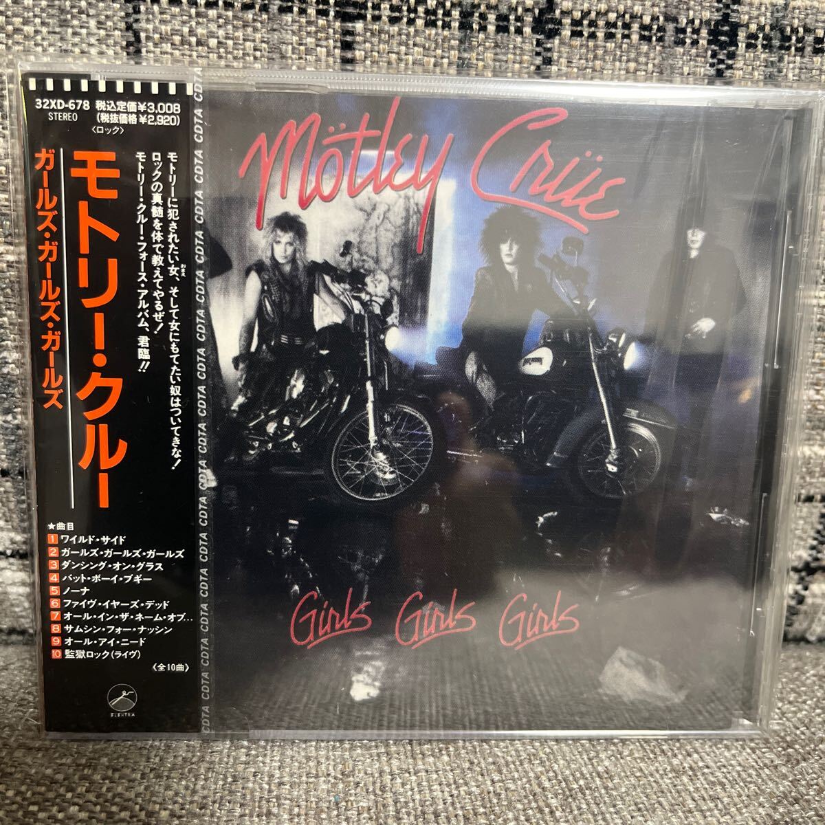 旧規格 32XD/モトリー クルー ガールズ ガールズ ガールズ /税込定価3008円(一般)｜売買されたオークション情報、yahooの商品情報をアーカイブ公開 - オークファン（aucfan ...