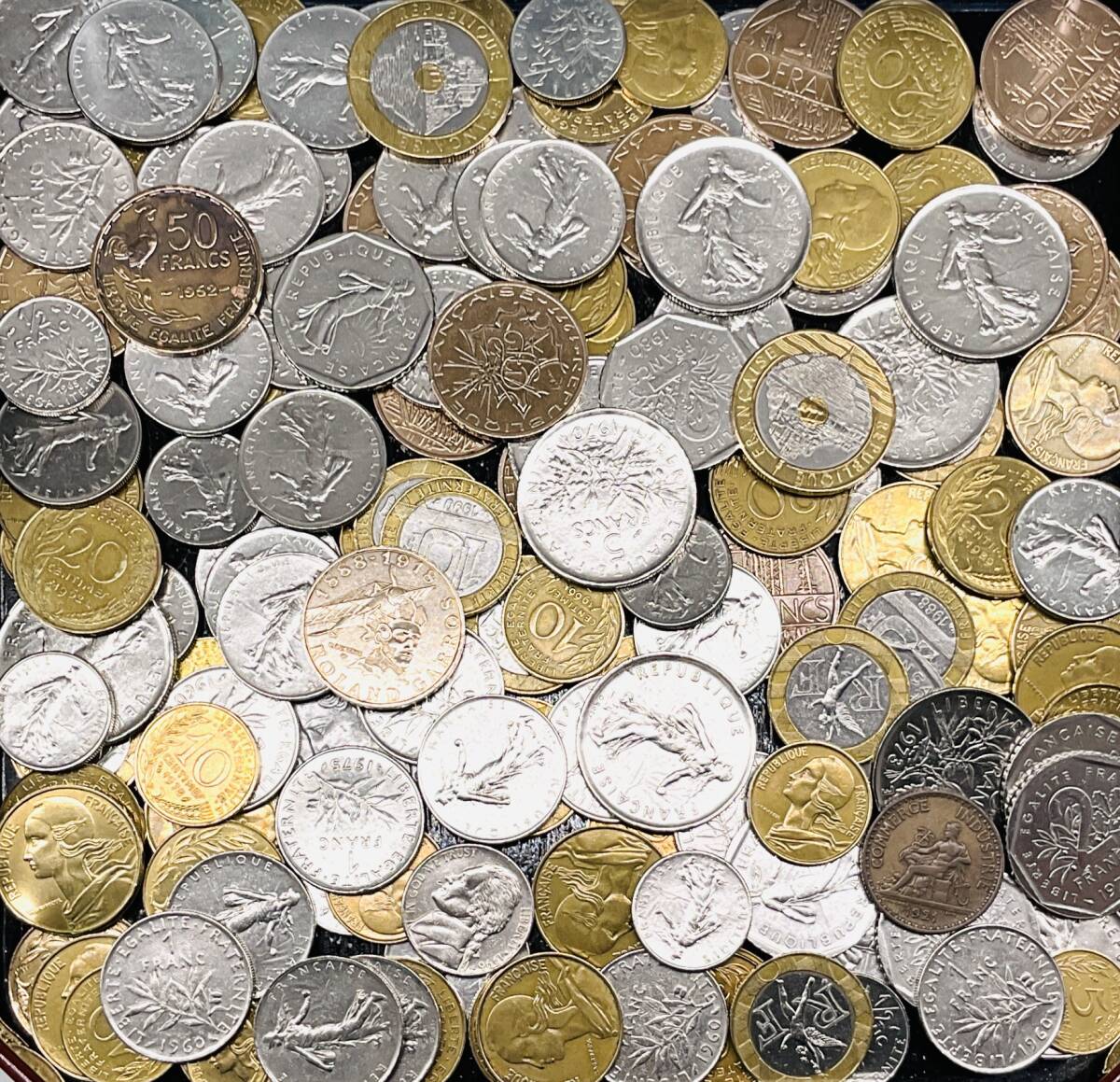 Yahoo!オークション - 1円～ 外国 古銭 まとめ 860g フランス フラン ...