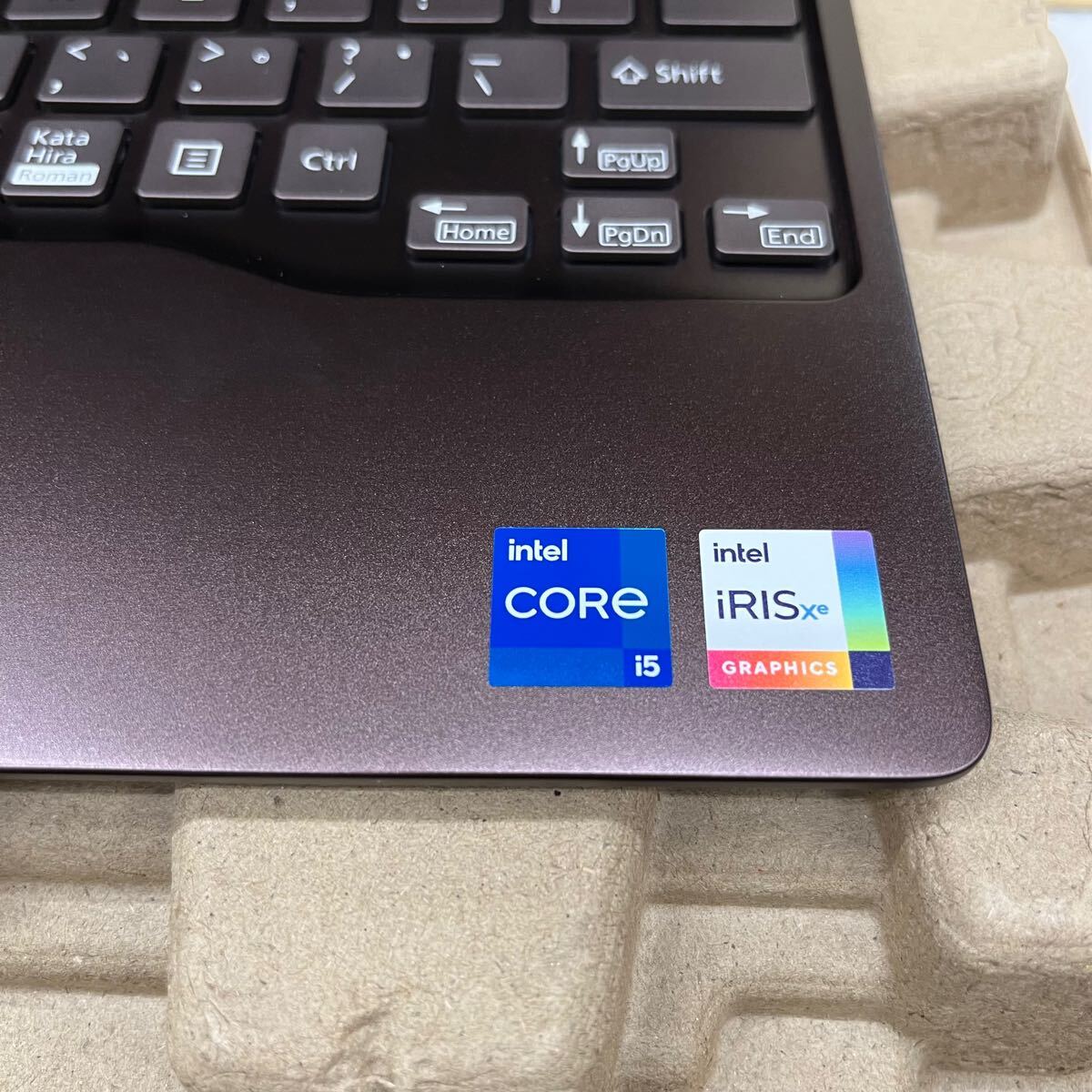 Yahoo!オークション - B598【個人保管品】/ FUJITSU FMV C77G3ME ブラ...