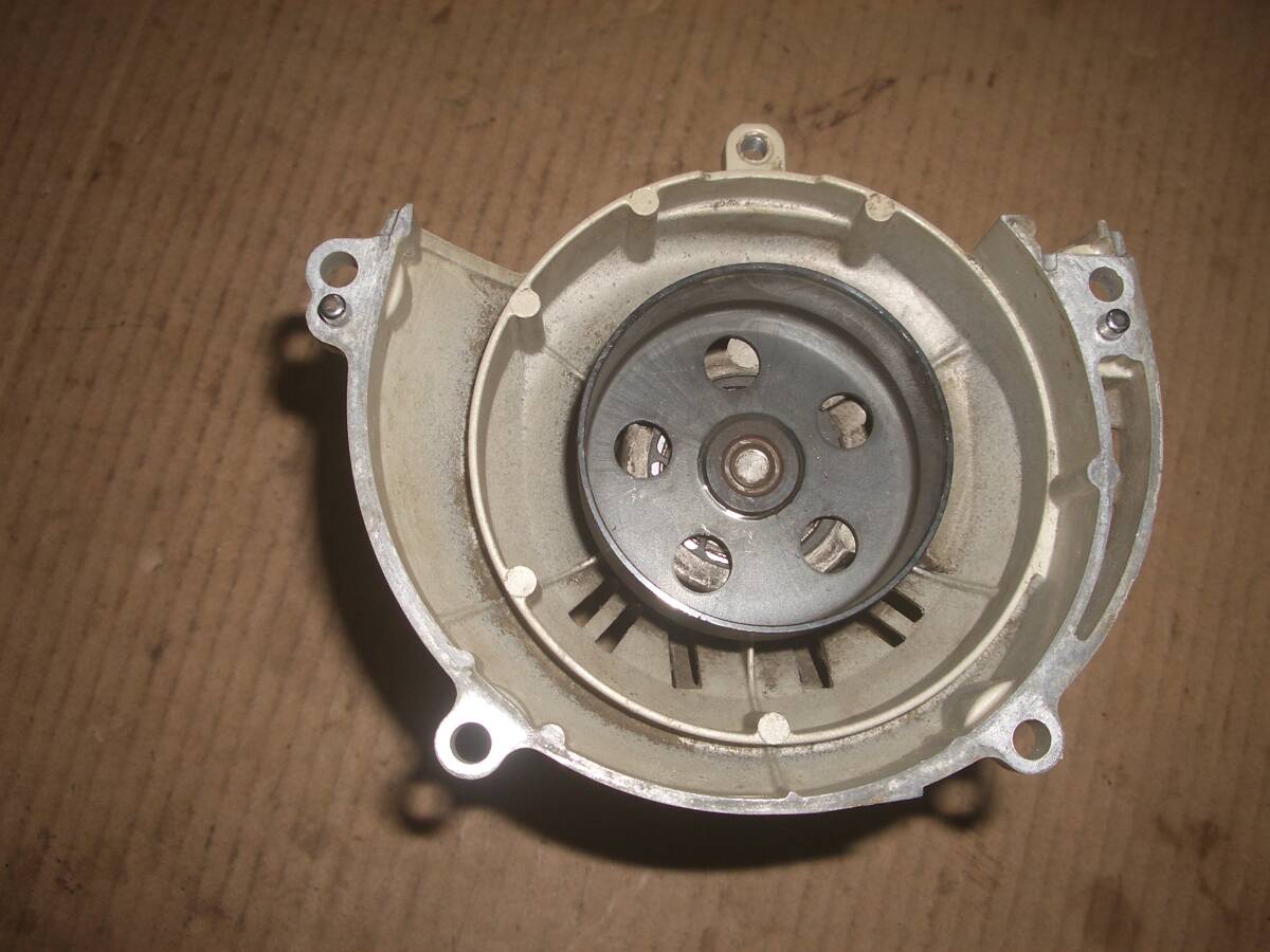 Yahoo!オークション - 共立 SRE 2720 クラッチハウジング クラッチ...