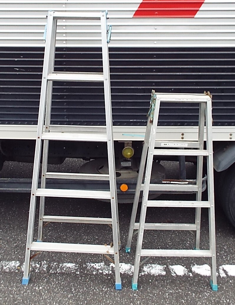 Yahoo!オークション - 中古 Pica 2点 （JO-7）