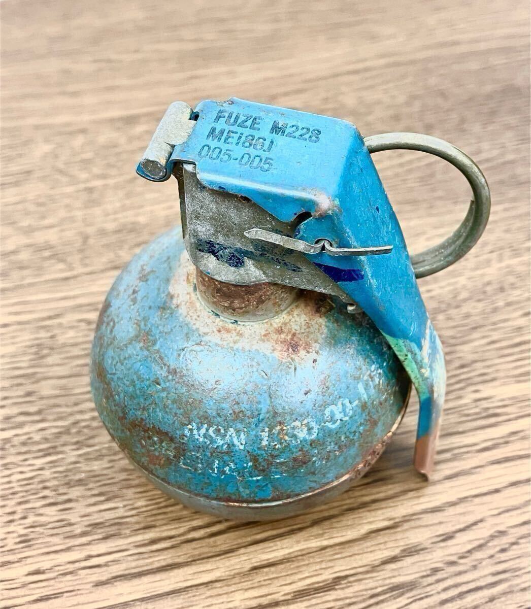 Yahoo!オークション - 【実物】米軍 M67 訓練用 手榴弾 アップル ブル...