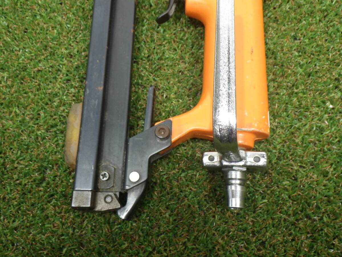 常圧タイプ MAX ステープル用エアネイラ TA-20A/422Jキュウオン エアツール 空気工具 マックス 釘打機 品 241022(エア釘打機)｜売買されたオークション情報、yahooの ...