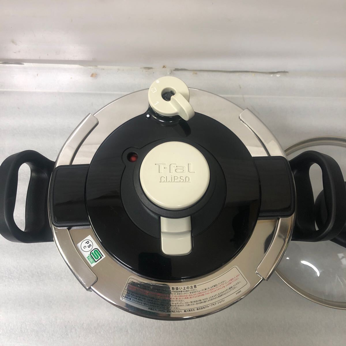 T-fal ティファール 両手圧力鍋 Clipso 容量：3.0L IH対応 フランス製(圧力鍋)｜売買されたオークション情報、yahooの商品情報をアーカイブ公開 - オークファン ...