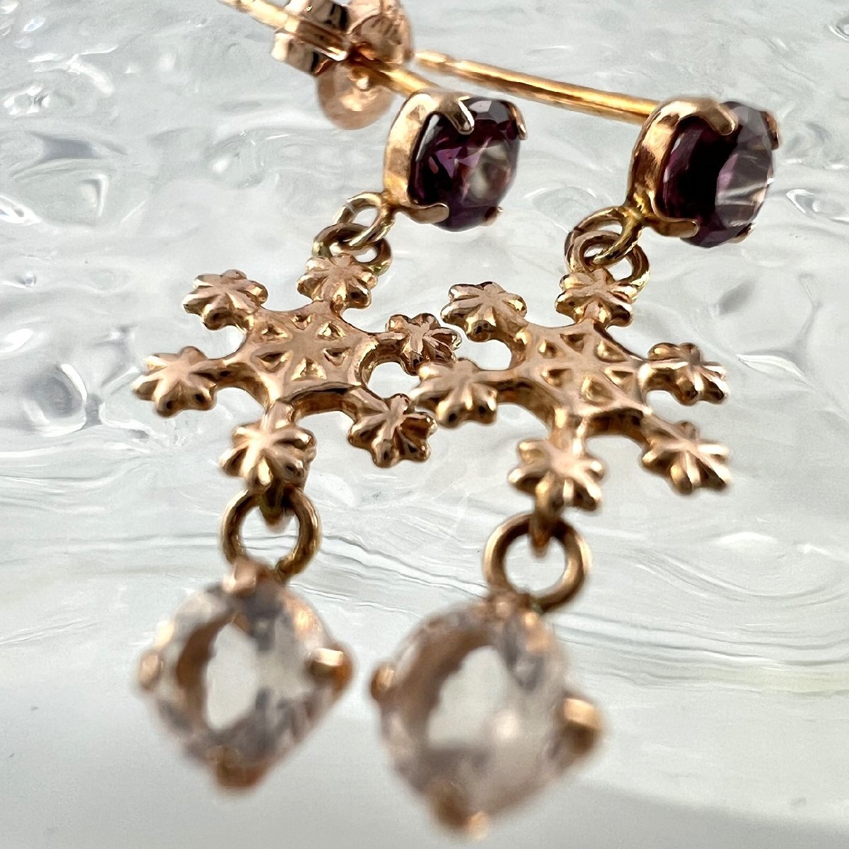 Yahoo!オークション - 【77】K10 ピアス 雪の結晶 揺れる 小ぶり キラ...