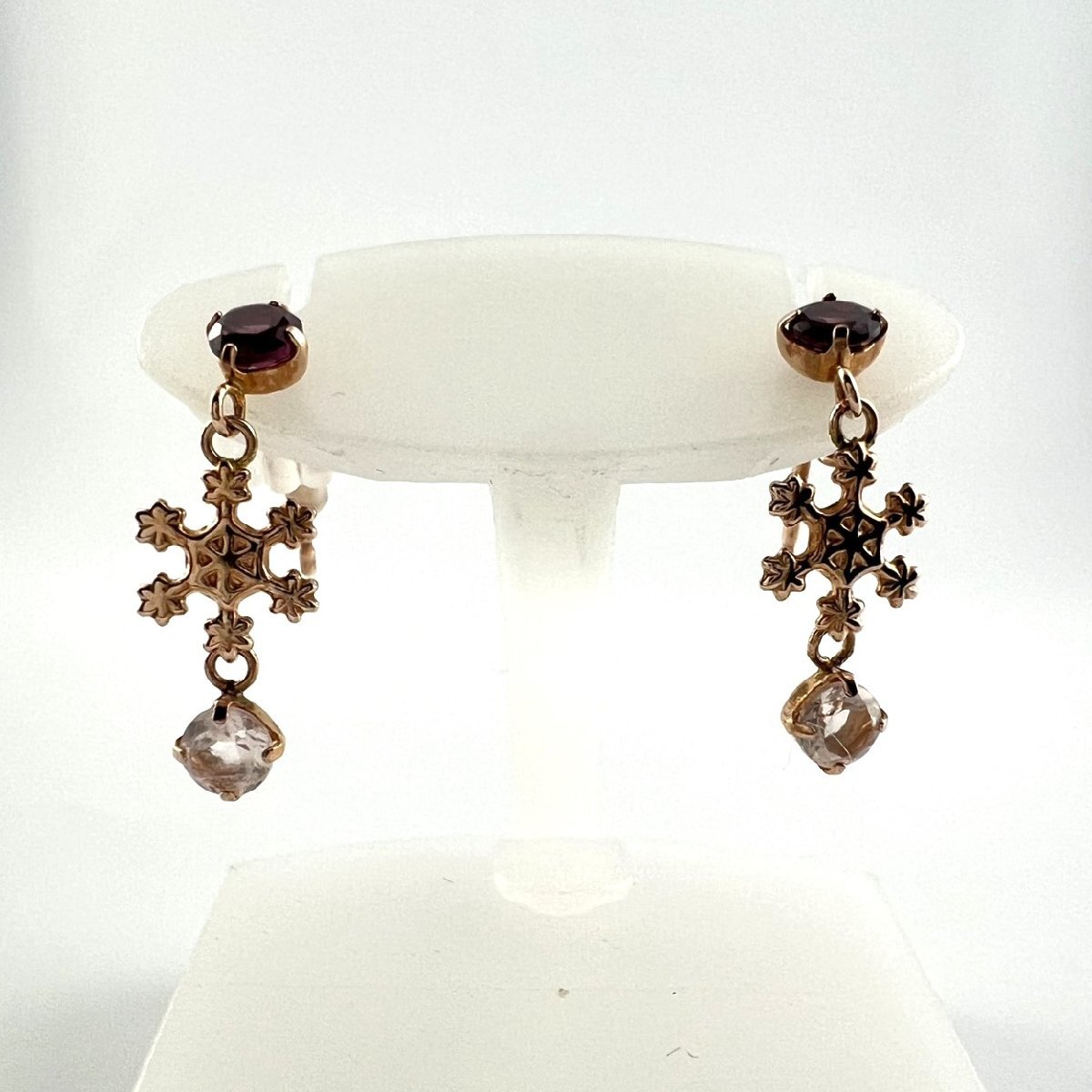 Yahoo!オークション - 【77】K10 ピアス 雪の結晶 揺れる 小ぶり キラ...