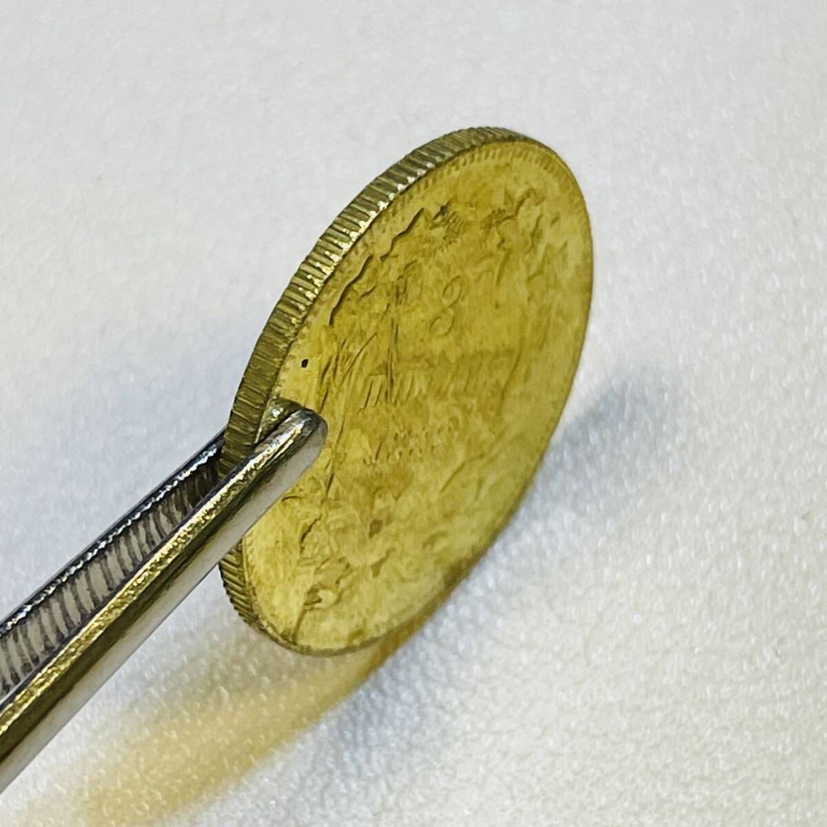 アメリカ 硬貨 古銭 自由の女神 インディアンプリンセス 1888年 帽子 雲 花輪 オリーブの枝 コイン 重2.94g 金貨(北アメリカ)｜売買されたオークション情報、yahooの商品情報を ...