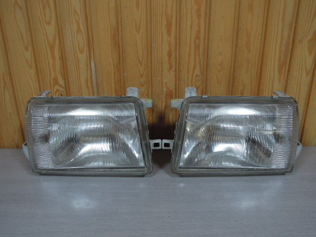 Yahoo!オークション - トヨタ コンフォート YXS11 / SXS13 ヘッドライ...