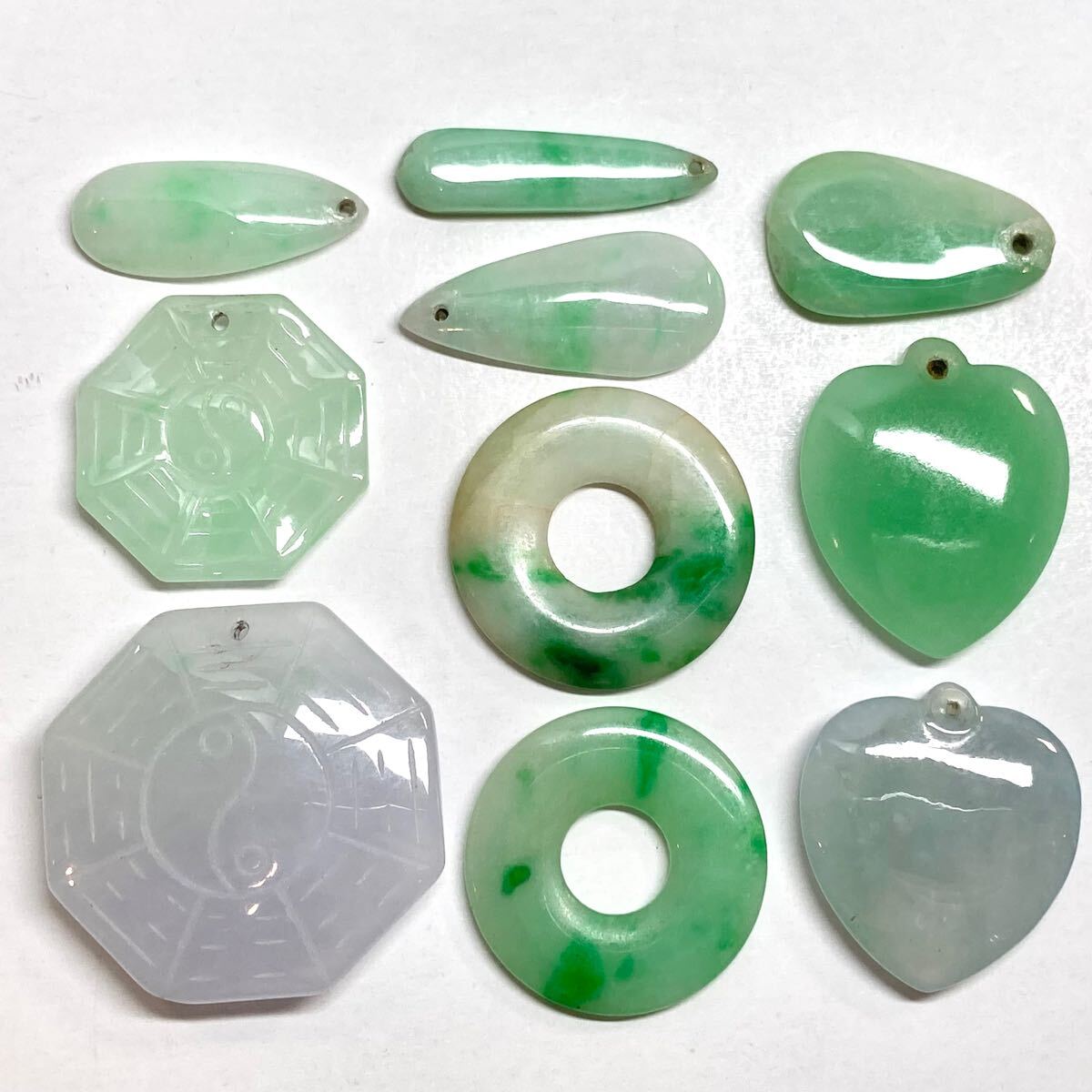 Yahoo!オークション - 変形 天然本翡翠おまとめ207.5ct o ルース 裸...