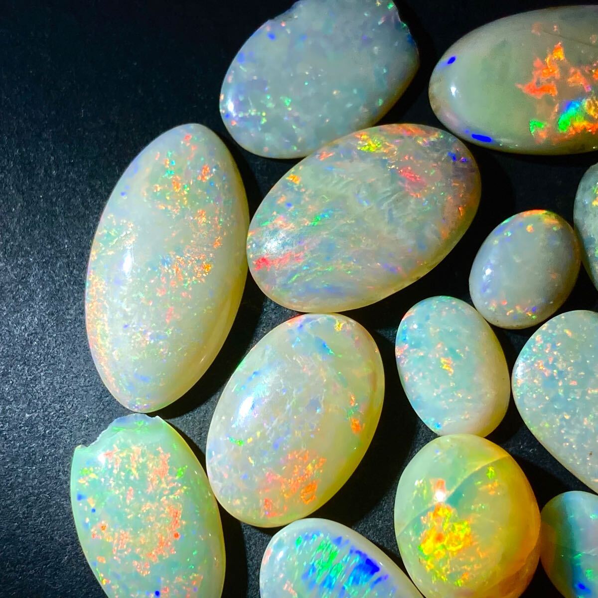 Yahoo!オークション - 遊色効果 天然ホワイトオパールおまとめ101.5c...