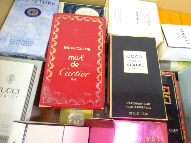 Yahoo!オークション - 100点以上 セット 16.3kg以上 まとめて 大量 箱...