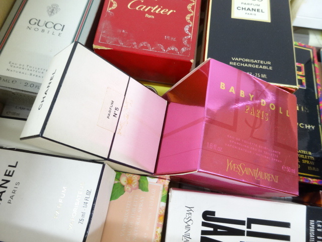 Yahoo!オークション - 100点以上 セット 16.3kg以上 まとめて 大量 箱...