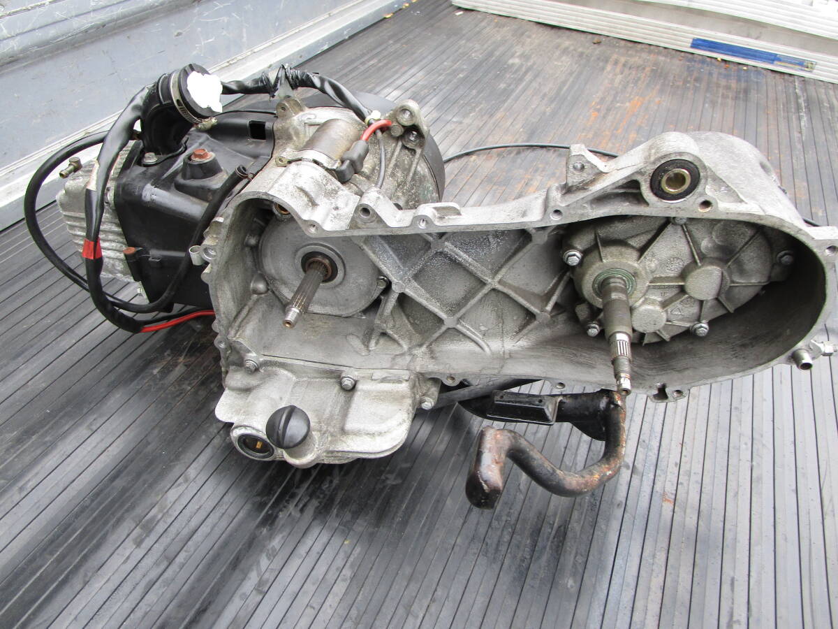 Yahoo!オークション - ベスパ 50 VESPA ET4-50 ZAPC2610000014xxx 部品...