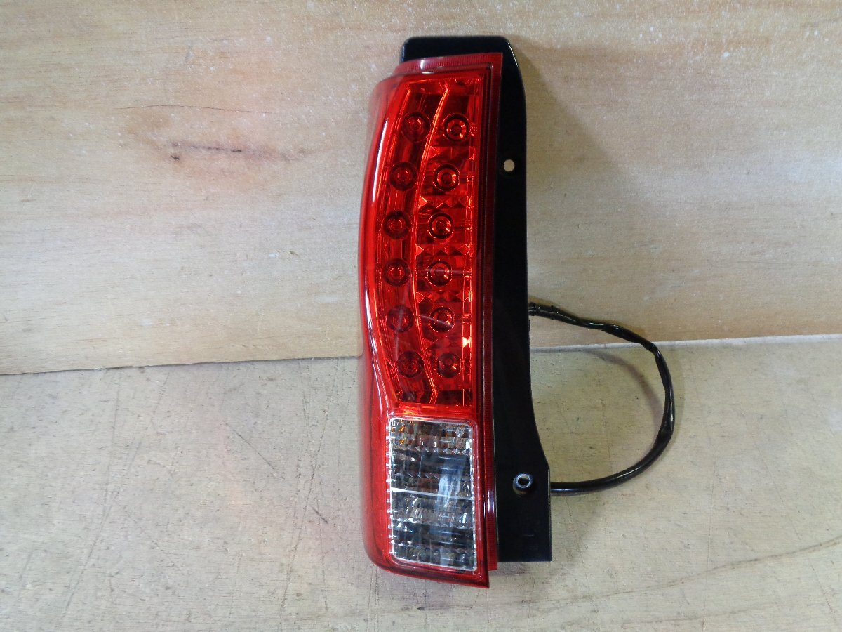 Yahoo!オークション - H92W オッティ 純正 LED テールライト 左