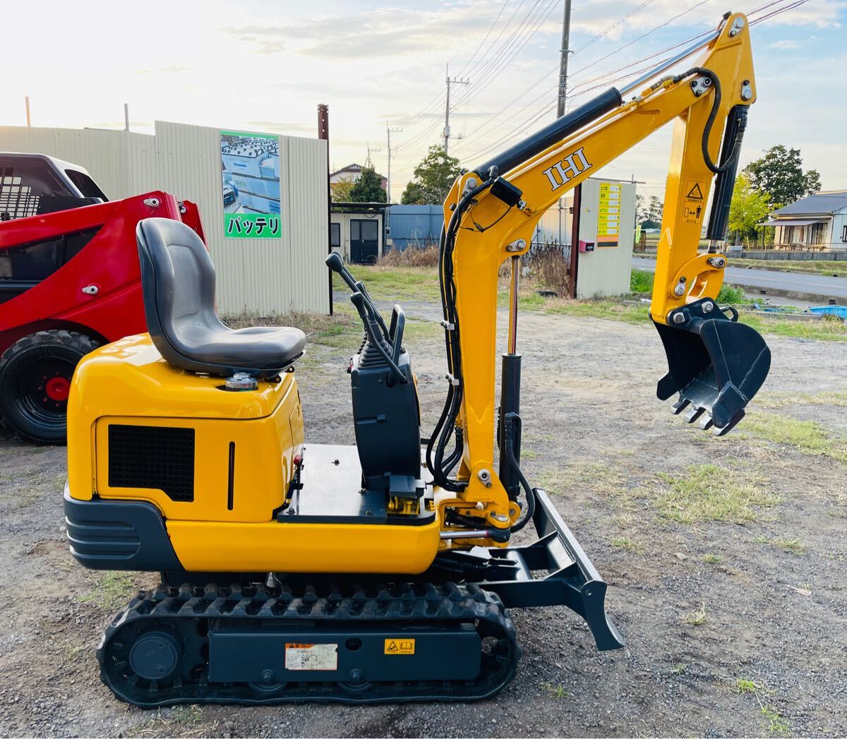 Yahoo!オークション - ミニ油圧ショベル IHI建機 7J ミニユンボ【 中古...